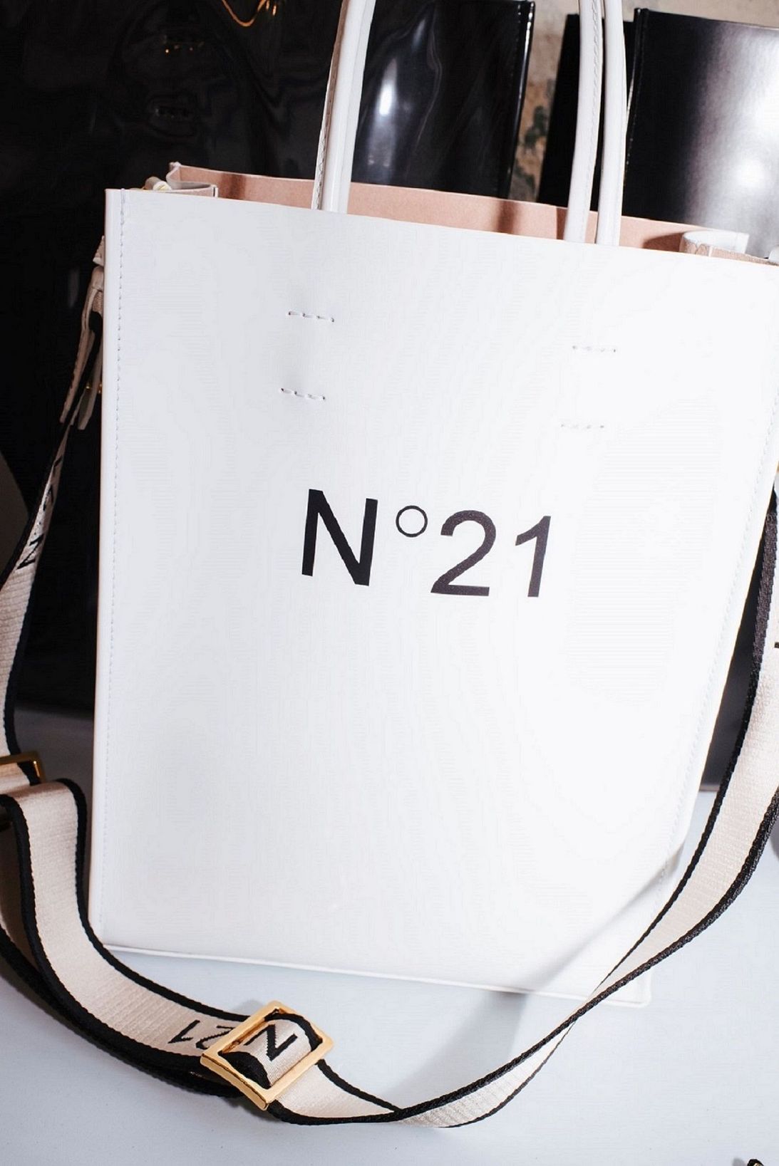 N°21 | Official Online Store